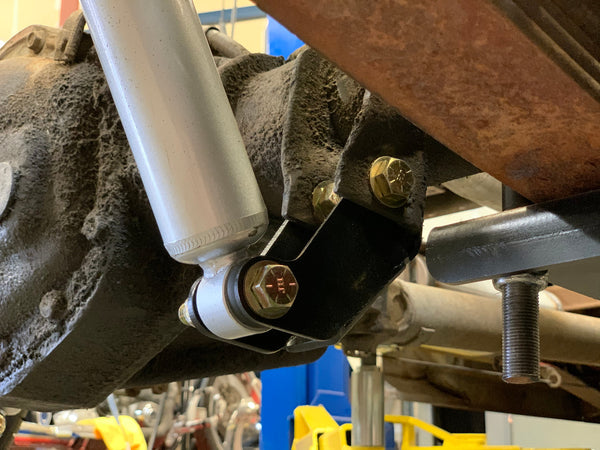 Switch Shock Extenders for 10-Bolt - 73-1991 C20/C30 - Pro Performance